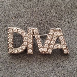 Jewelry | Diva Crystal Pin | Poshmark